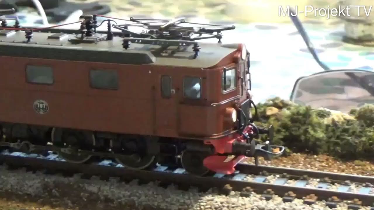 Leveransprov ROCO Da SJ 797 - YouTube