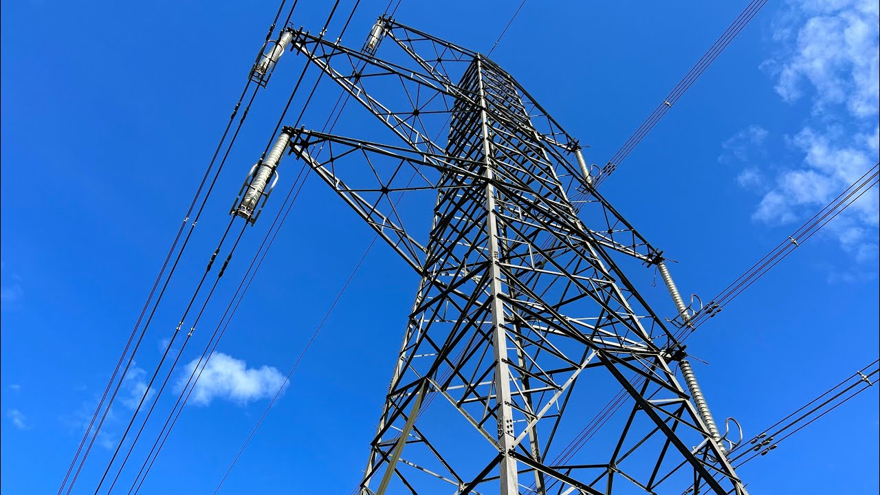 UK Electrical Pylons - (‘A’ frame lattice type a marvel 100 years on ...