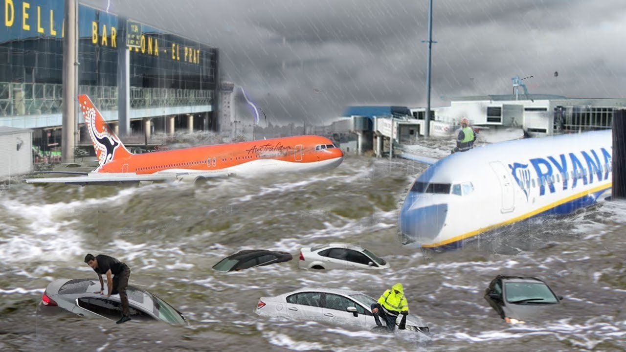 Major flash floods in Barcelona today, The airport is sinking ...