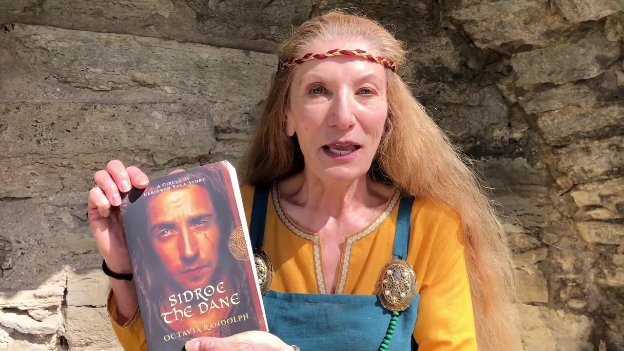 Octavia Randolph in Norse costume at the Visby medieval wall - YouTube