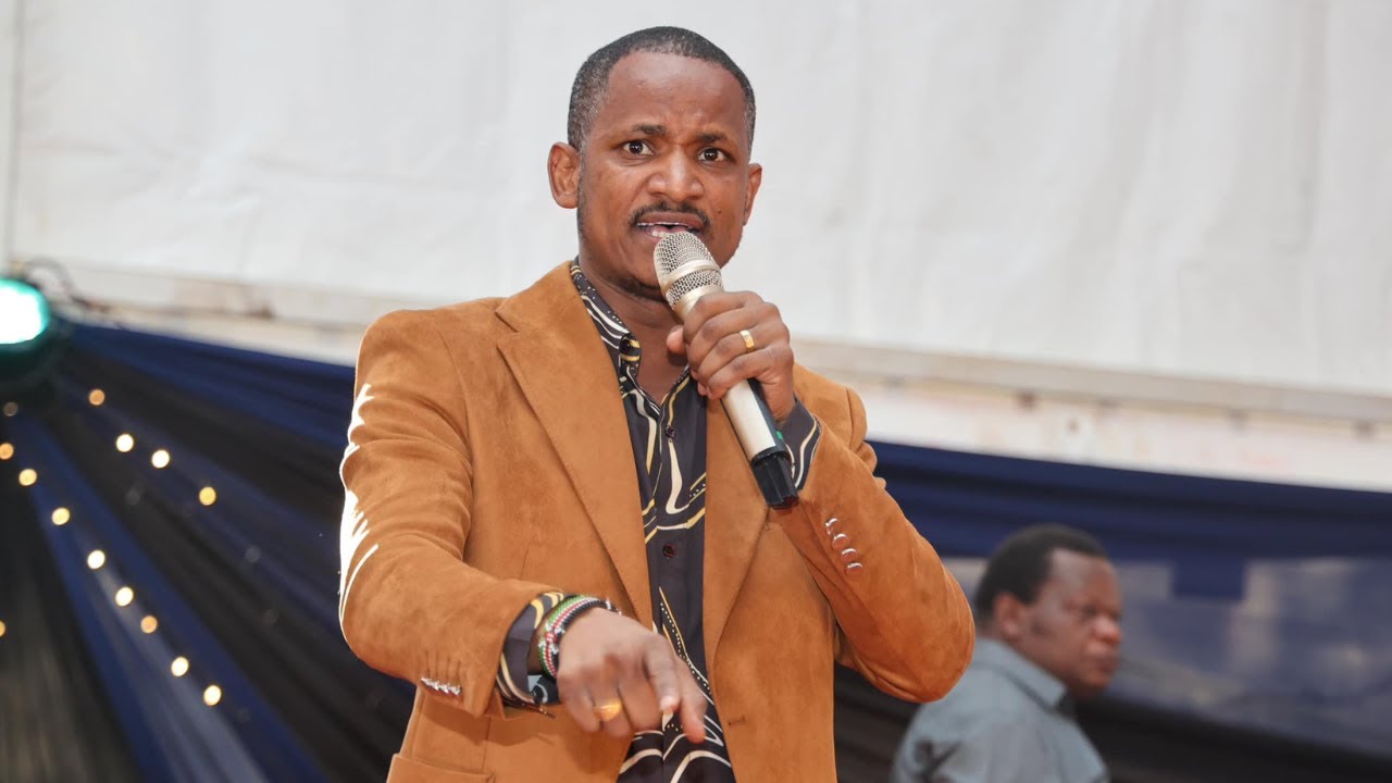 LIVE!! Babu Owino Attending the Burial Ceremony of Abducted JKUAT ...