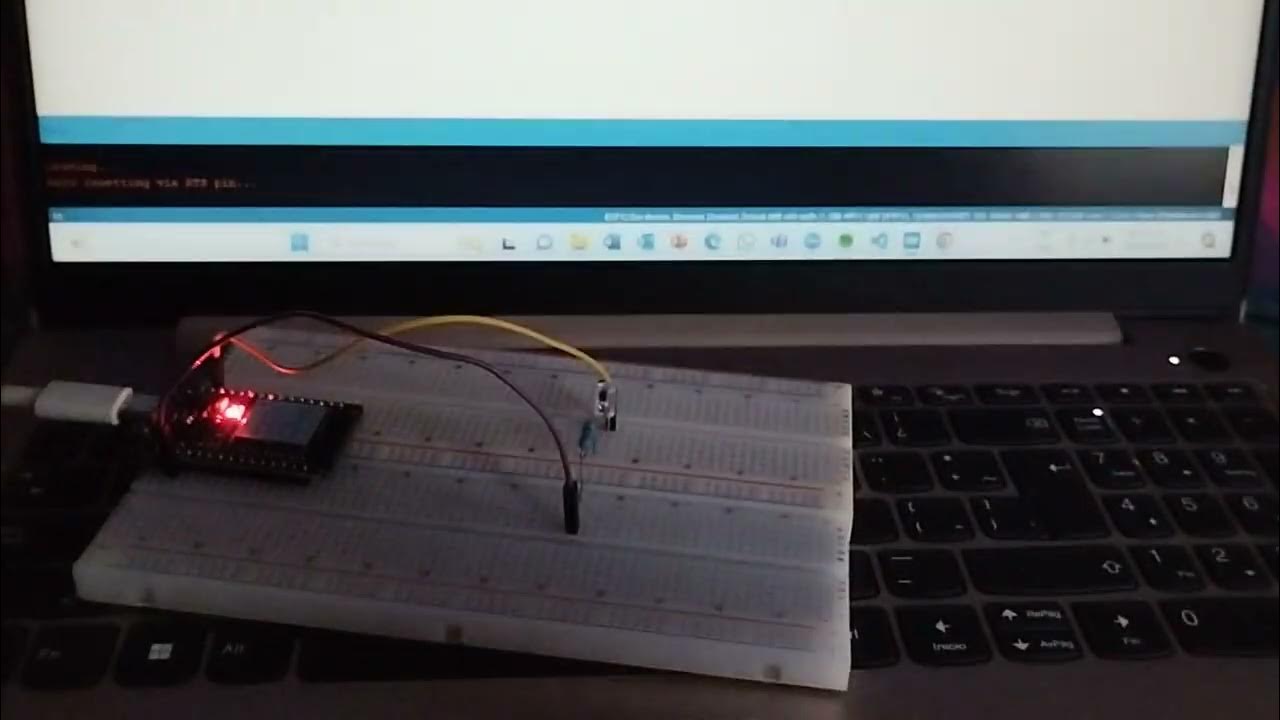 Encender y apagar un led con ESP32 - YouTube