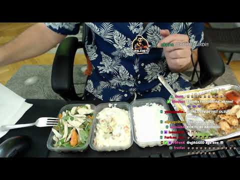 UNLOST CANLI YAYINDA YEMEK YİYOR