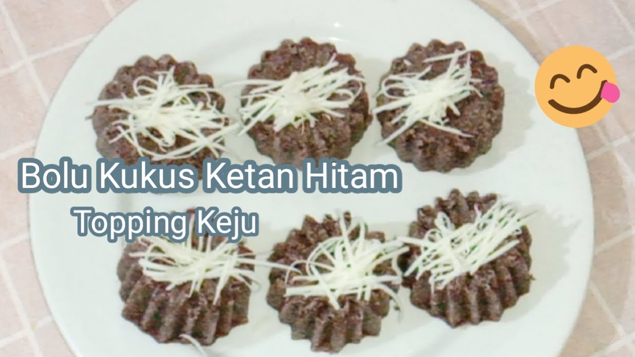 Buat Bolu Kukus Ketan Hitam Topping Keju ll Kegiatan di Dapur - YouTube