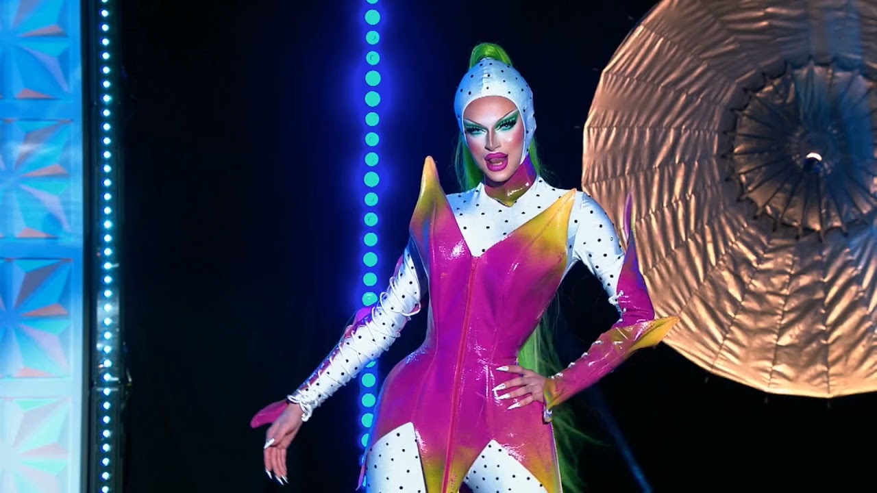 Krystal Versace | Drag Race UK Season 3 Episode 6 Runway | Feelin ...