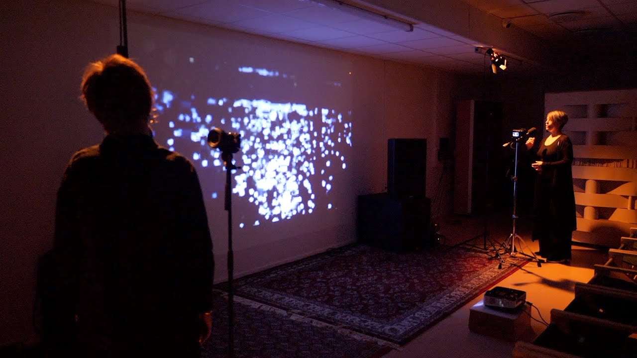 Audioglimt Bodil Rørtveit & Berit Opheim. Stop Bath (Mari Amman) - YouTube