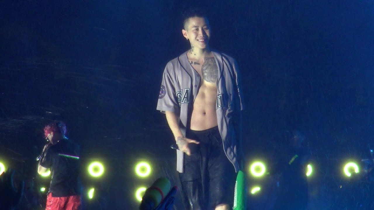 180721 박재범 Jay Park + 우디고차일드 :: 생일 Birthday Remix (워터밤 Waterbomb) - YouTube