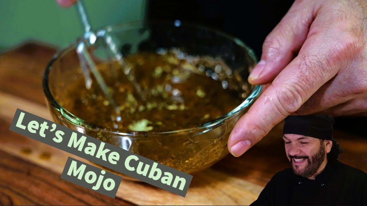 Making Mojo for Arroz con Papas i Bistec al Mojo garlic - YouTube