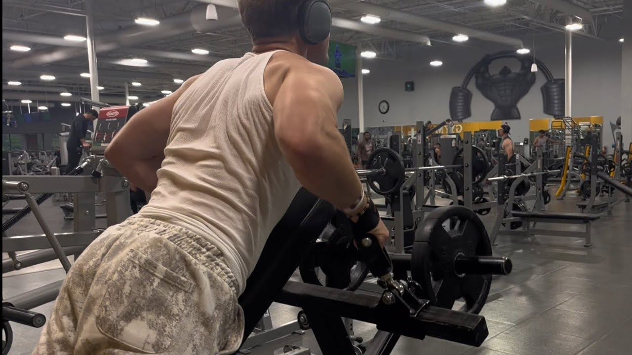 Back Workout, With Tips and Tricks. - Day 10 - Bulk in College - YouTube