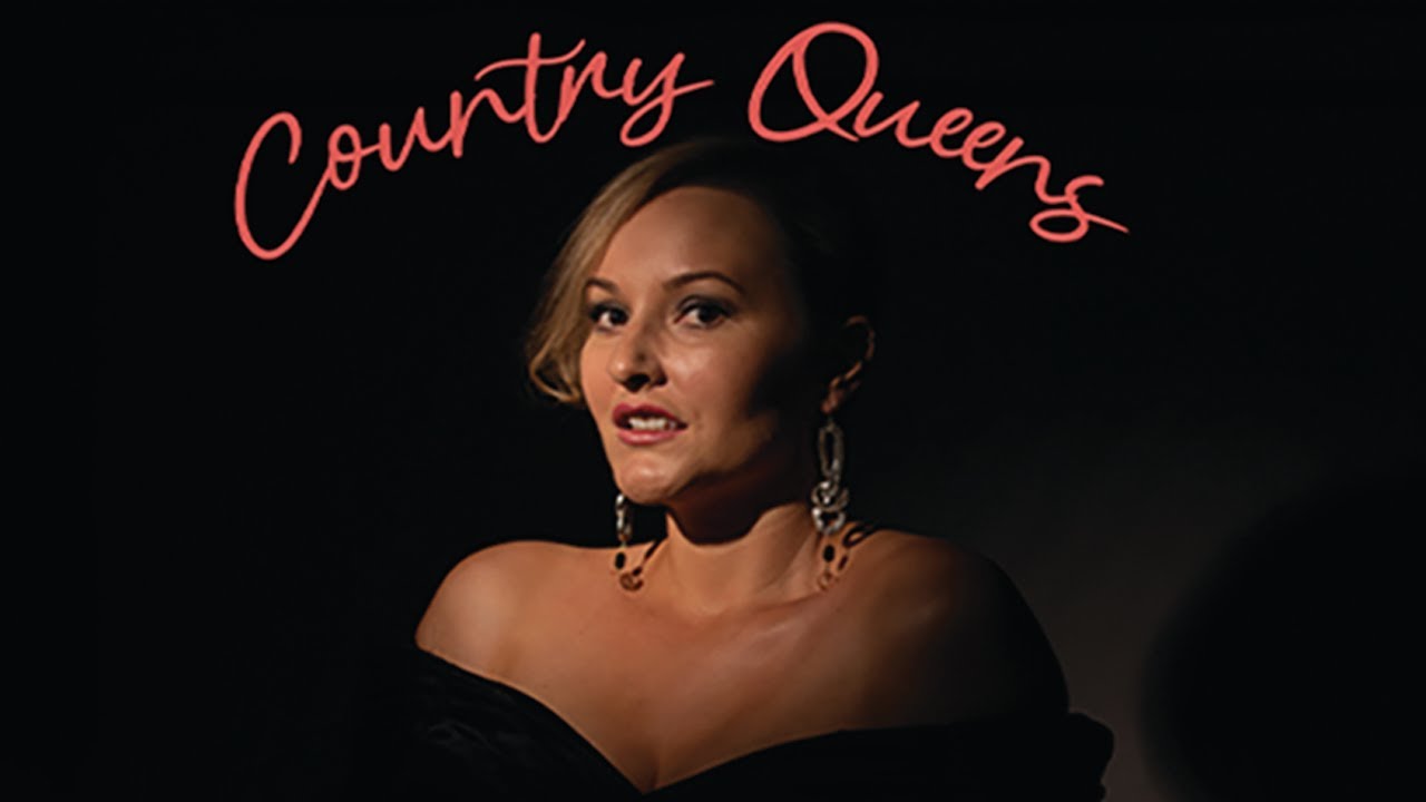 COUNTRY QUEENS - OFFICIAL VIDEO Chords - Chordify