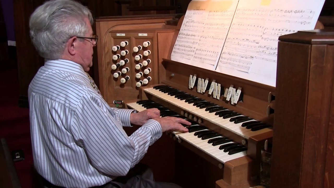 Festival Voluntary performed by Gordon Atkinson - YouTube