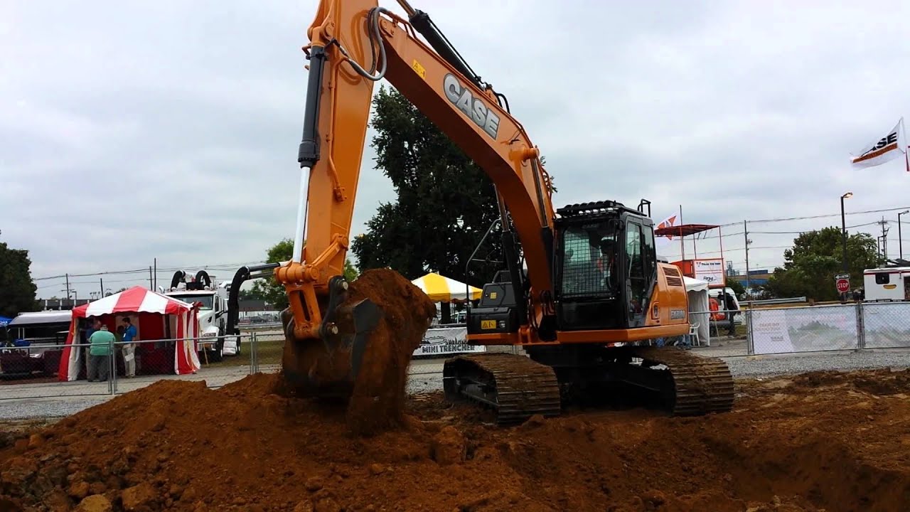 Case CX210D and Case CX80C Excavators on Display at ICUEE - YouTube
