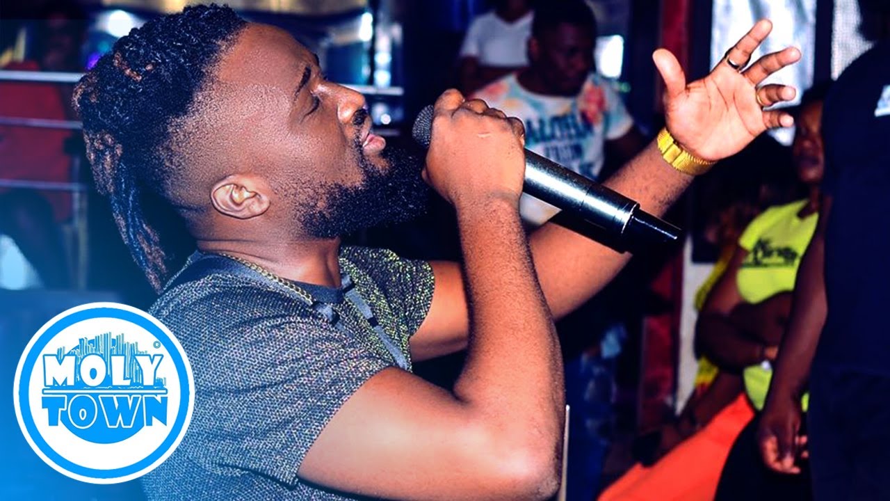 Mr Shyne - ses fans complètent ses paroles - YouTube