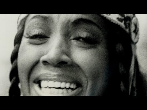 Tobi Lark - Challenge My Love - USA Topper - YouTube