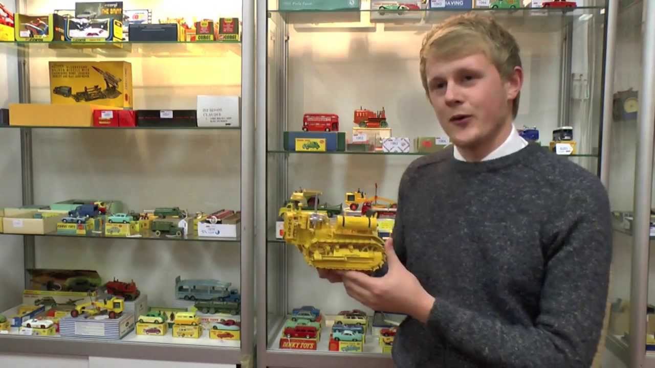 Auction Report - Lacy, Scott & Knight Collectors Models - YouTube