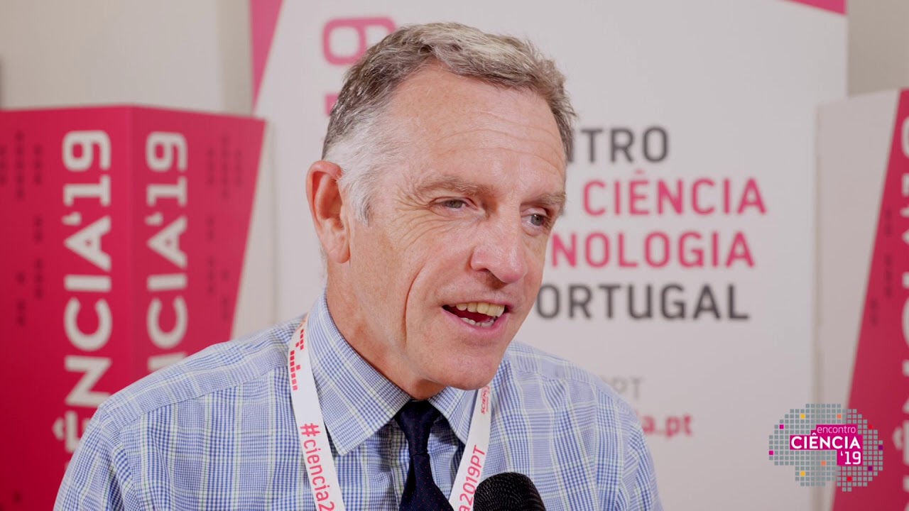 Entrevista David Vaughan - YouTube