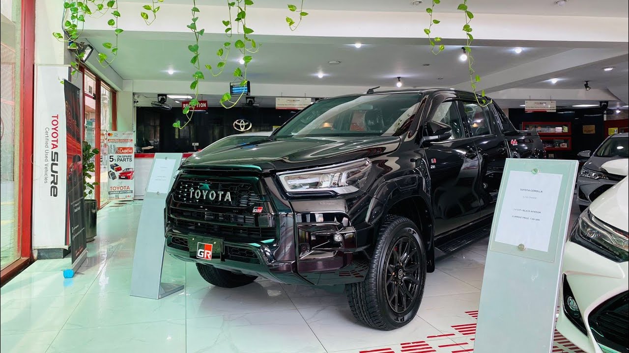 Toyota Hilux Revo GR 2023 Review|Changes worth 40lacs?|Specifications ...