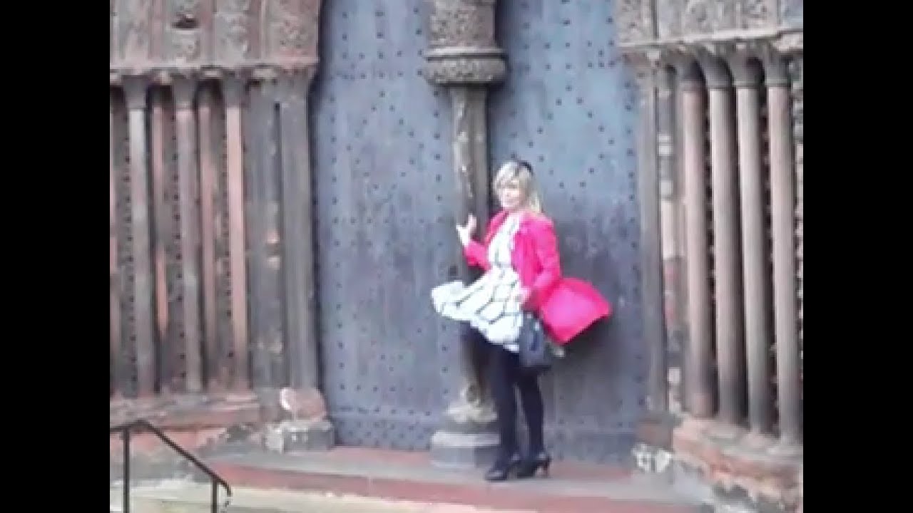 Oh So Windy (Transgender / TGirl) high heels #transition #tgirl # ...