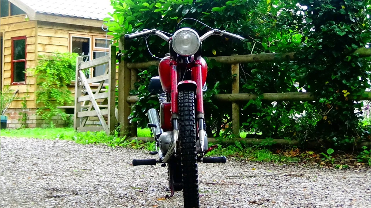 finally riding my BSA bantam d1 - YouTube