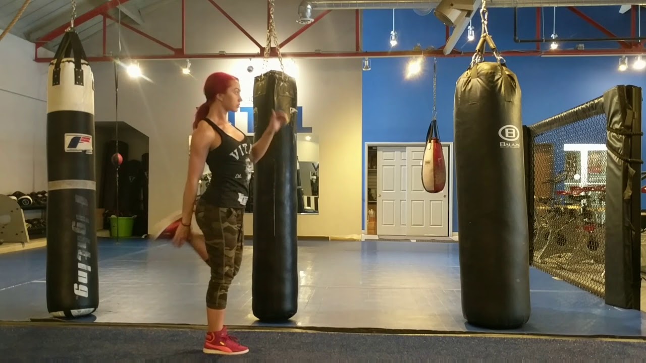 Vital Training Systems Walking Quad Stretch - YouTube