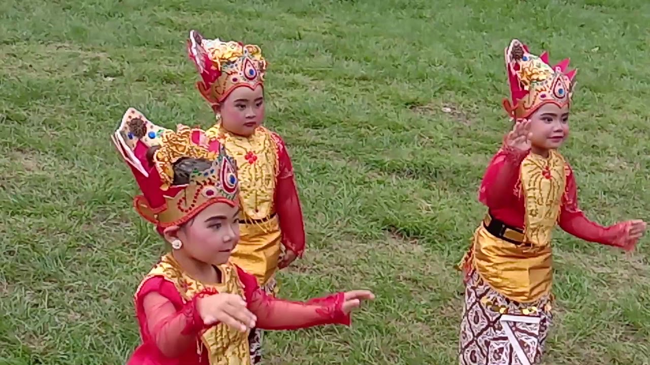 Tari Tradisional Anak Tk - YouTube