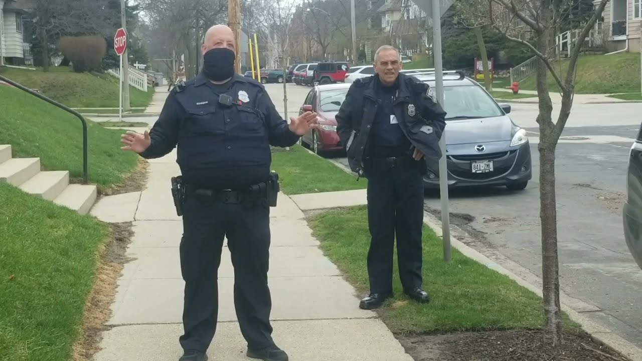 Open carry AR pistol Black man just walking to his vehicle - YouTube