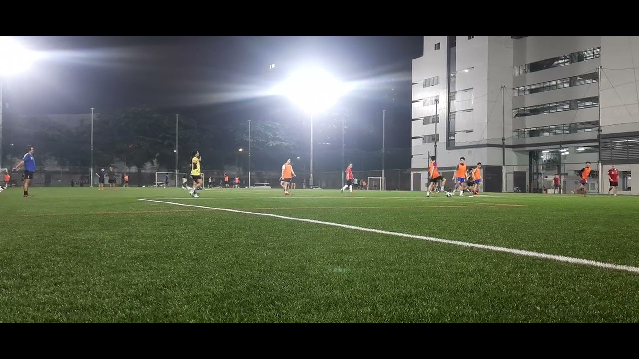 BGC football Open play | Manila Diggers - YouTube