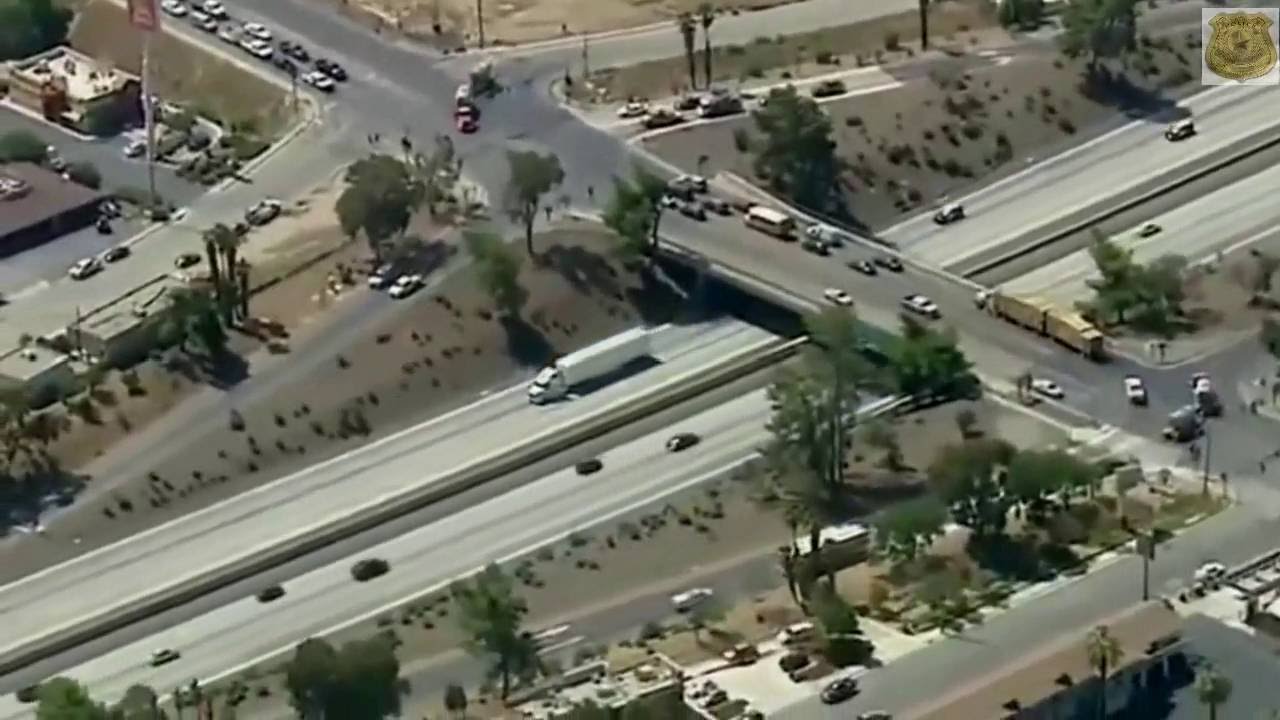 Police Chase Stolen Big Rig in California (Full Pursuit) - YouTube