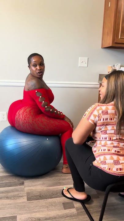 Foxy & Lex going live - YouTube