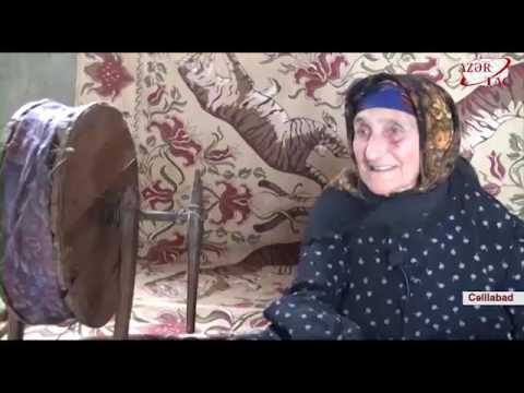 Cəlilabad sakini Fatma nənə 70 ildir cəhrə ilə yun əyirir