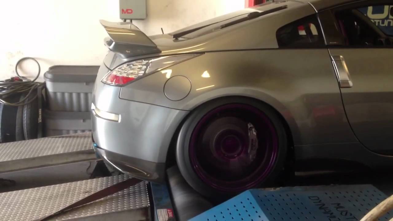 HKS Supercharged 350Z - YouTube