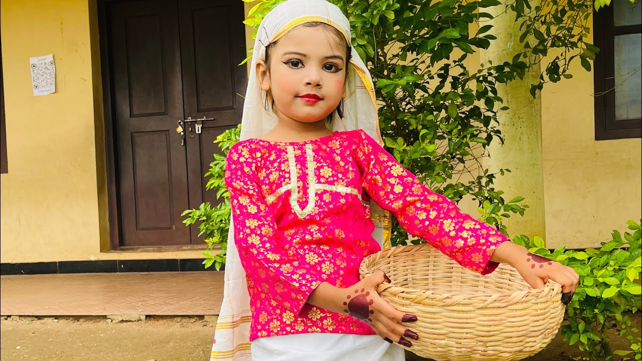 Kunji pathumma ||നാടോടി നൃത്തം ||anualday |folk dance for kids | - YouTube