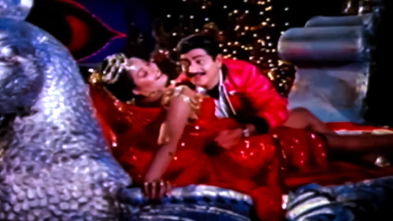 Super Star Krishna, Radha Evergreen Superhit Song - Rowdy No 1 Movie ...