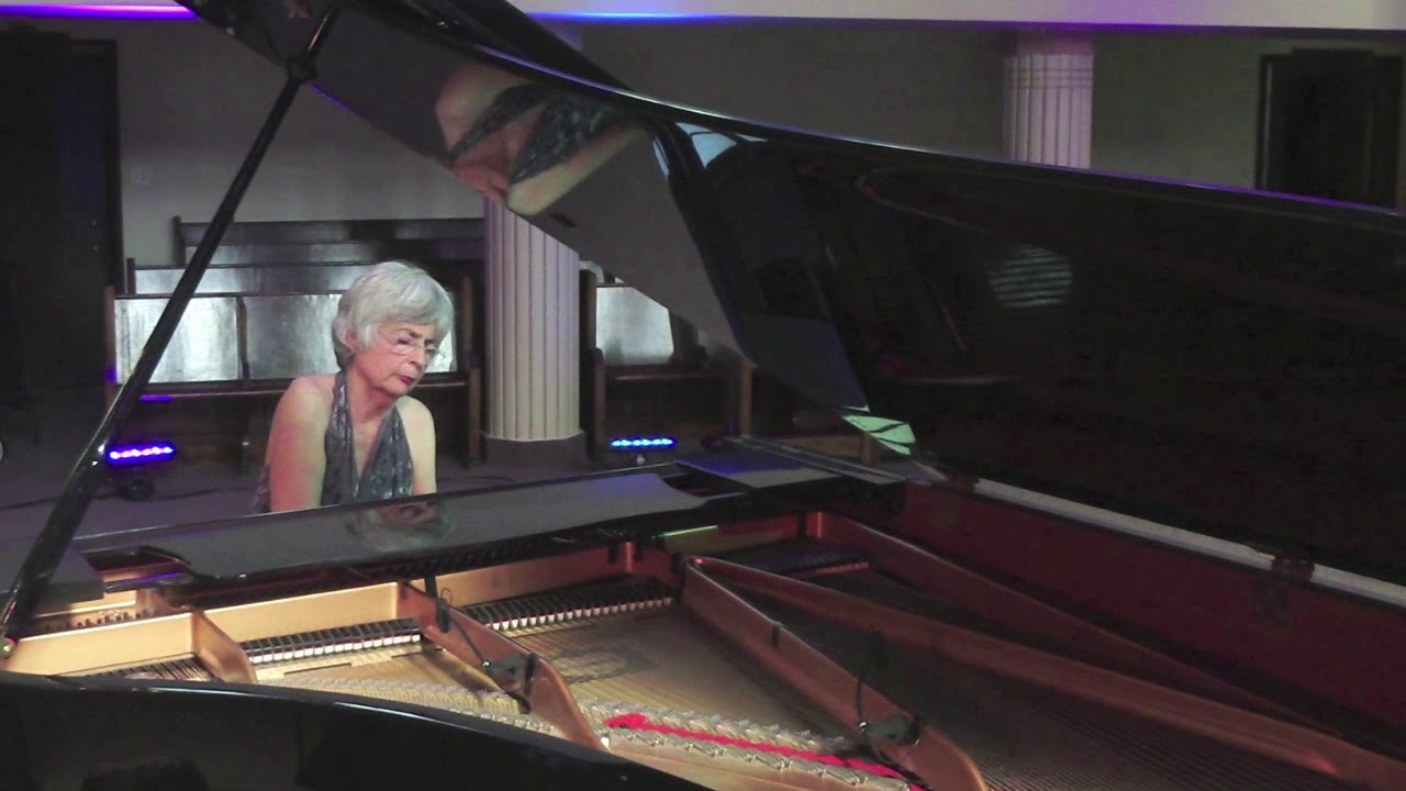 Alice Ader Franz Schubert 2 sonate D.V.960 - YouTube