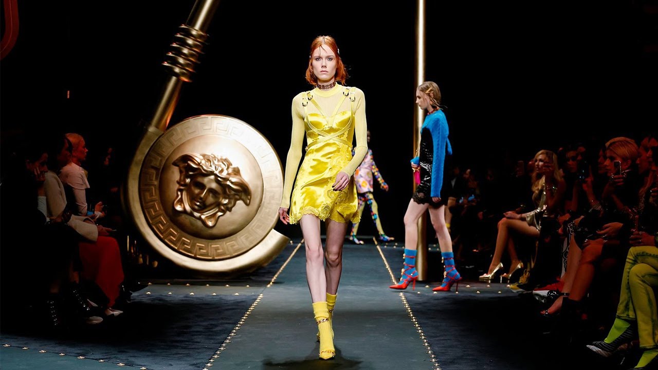 Versace | Fall Winter 2019/2020 | Full Show - YouTube