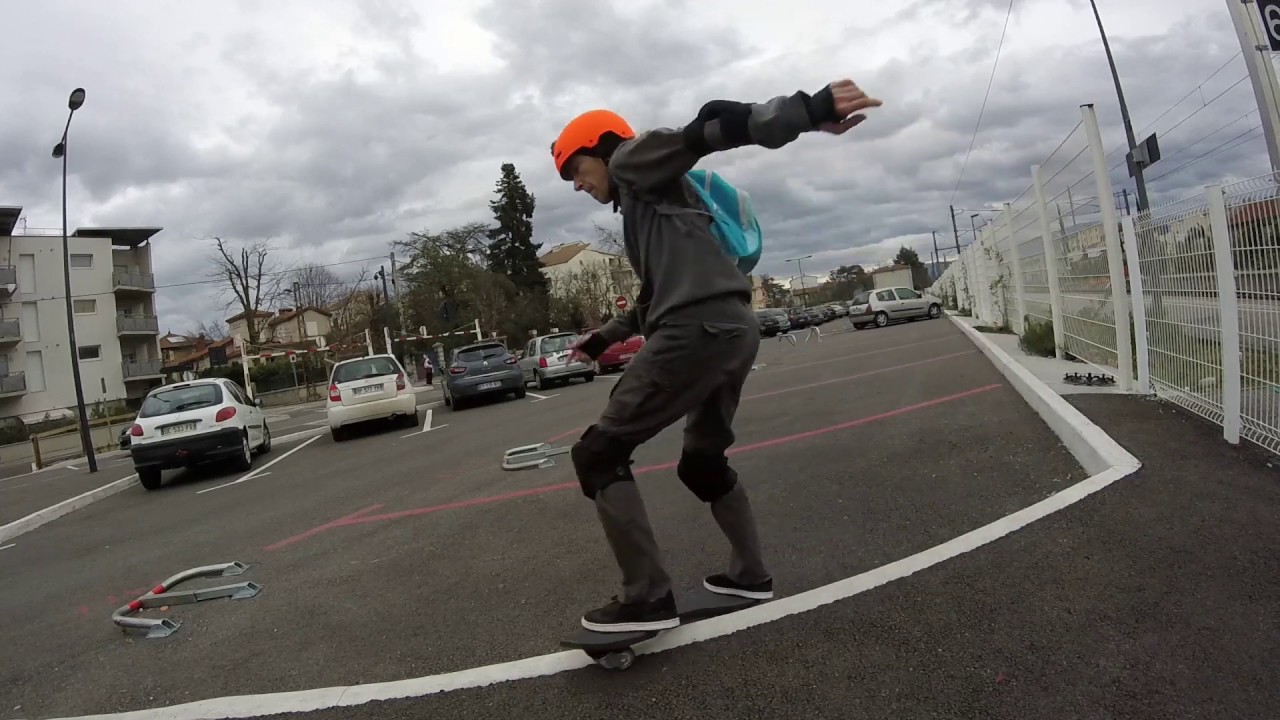 pheno002 : 'Curb Drifting' (figure simple en waveboard / waveboard ...