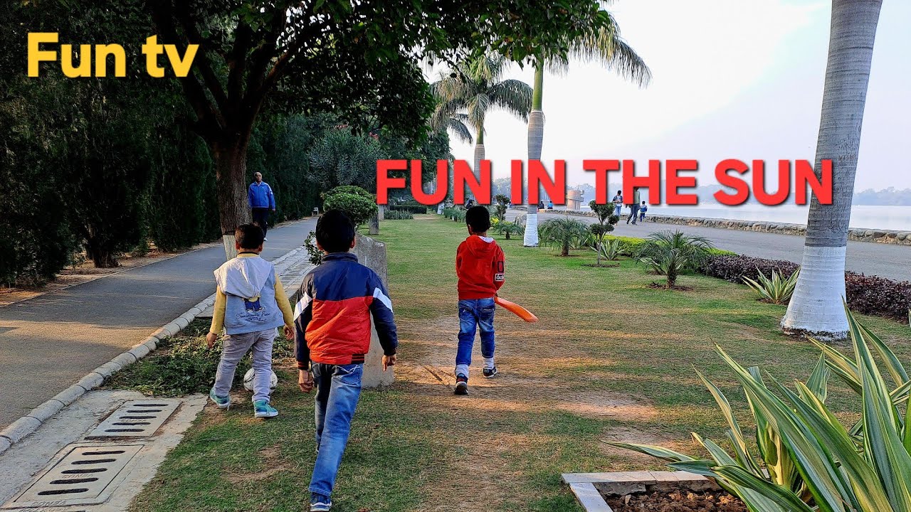 FUN IN THE SUN 3 Young Friends Play Together in the Park" - YouTube