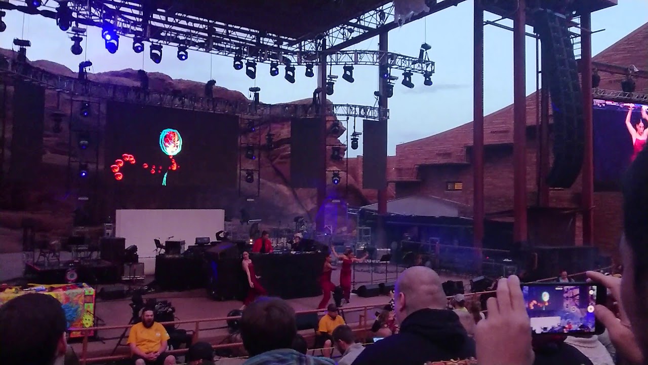 Clozee Opening for Shpongle at Red Rocks May 4th 2019 - YouTube