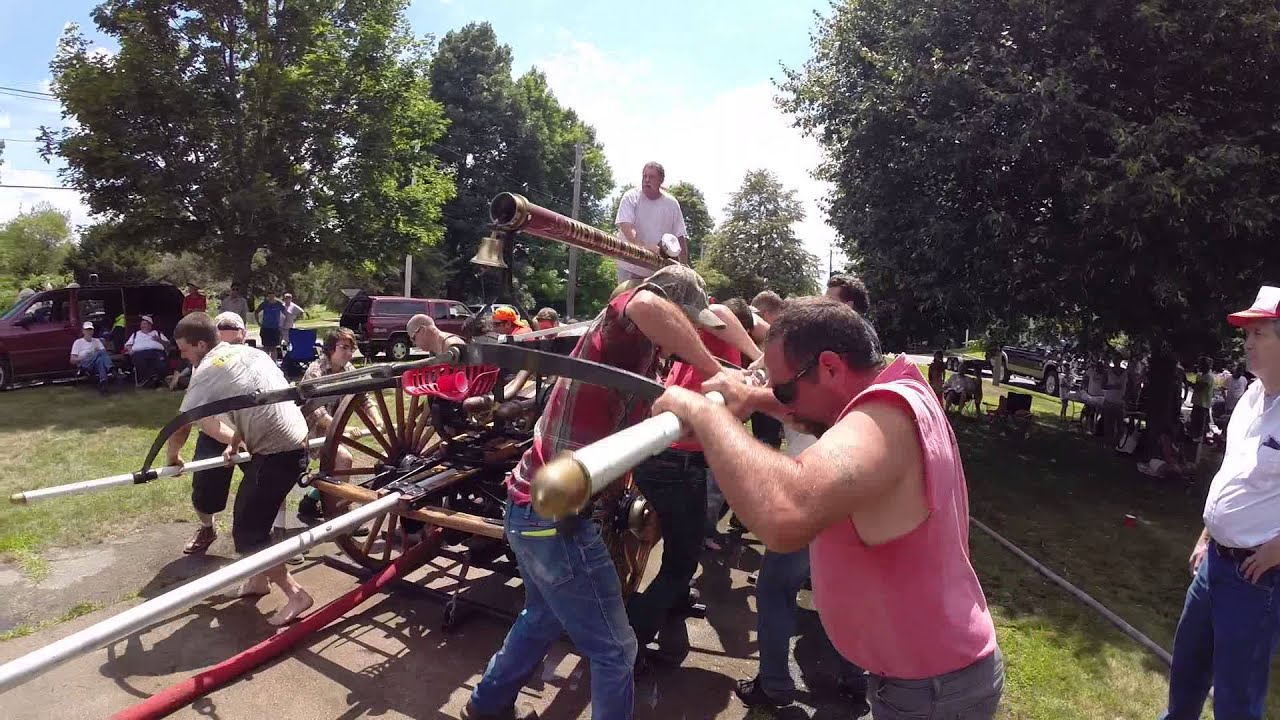 T.W. Lane at the Newbury Muster 2014 - YouTube