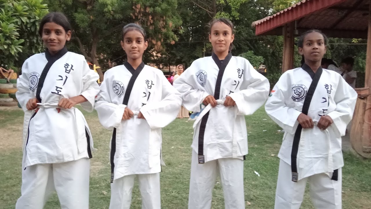 hf Hapkido Girls Training - YouTube