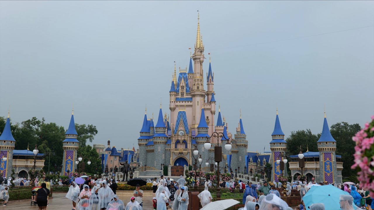 Magic Kingdom Summer Day 2024 Sights & Sounds w/ Rain in 4K | Walt ...