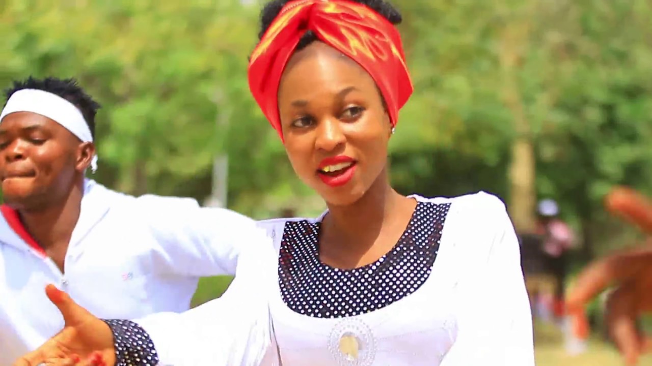 Sabuwar wakar Husaini Danko Sabon Jarimi - YouTube