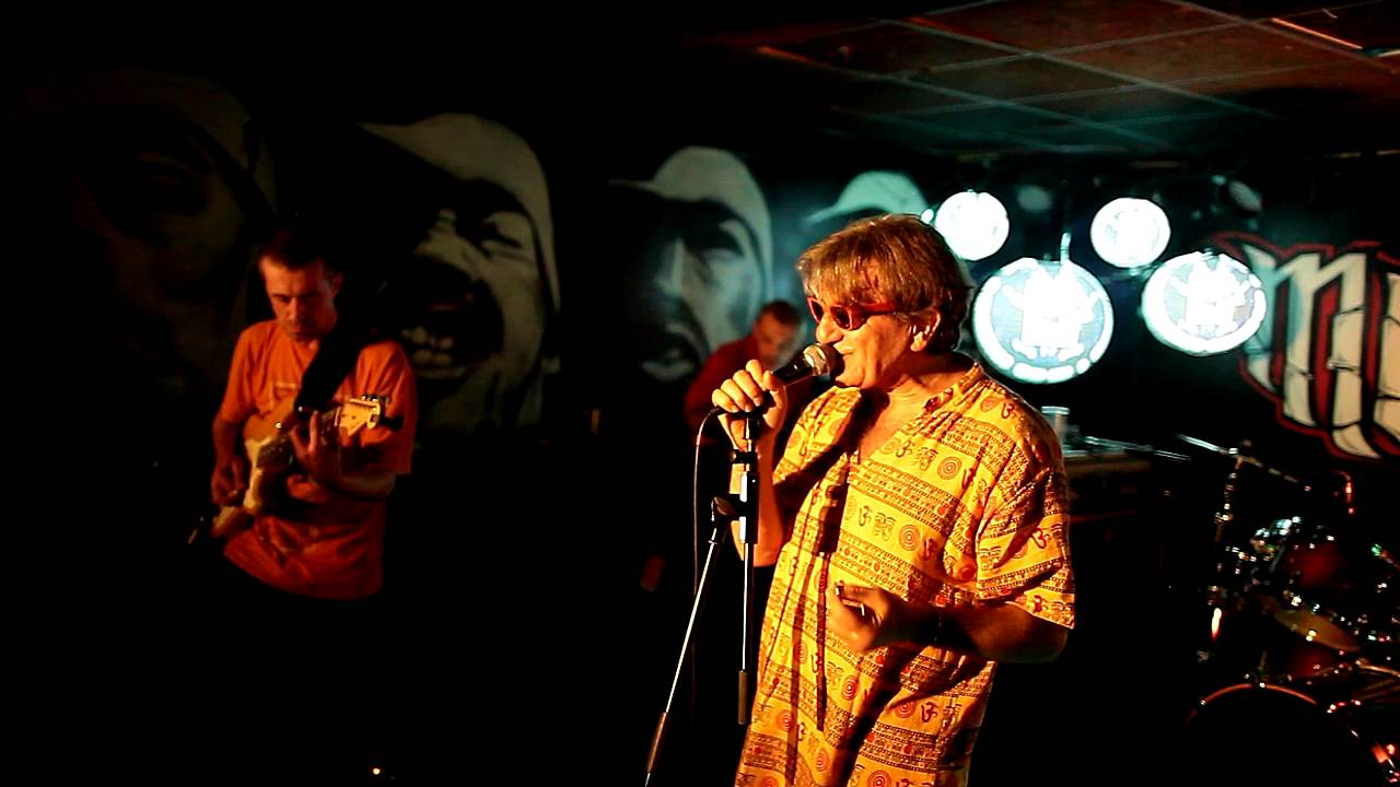 Jo Corbeau et Bhushundi Bardai Band, "Le Joyau" au Molotov - YouTube