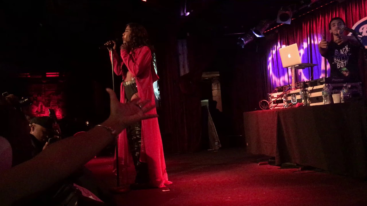 SEVYN STREETER EMOTIONAL PERFORMANCE TO LAURYN HILL EX FACTOR AT B.B ...