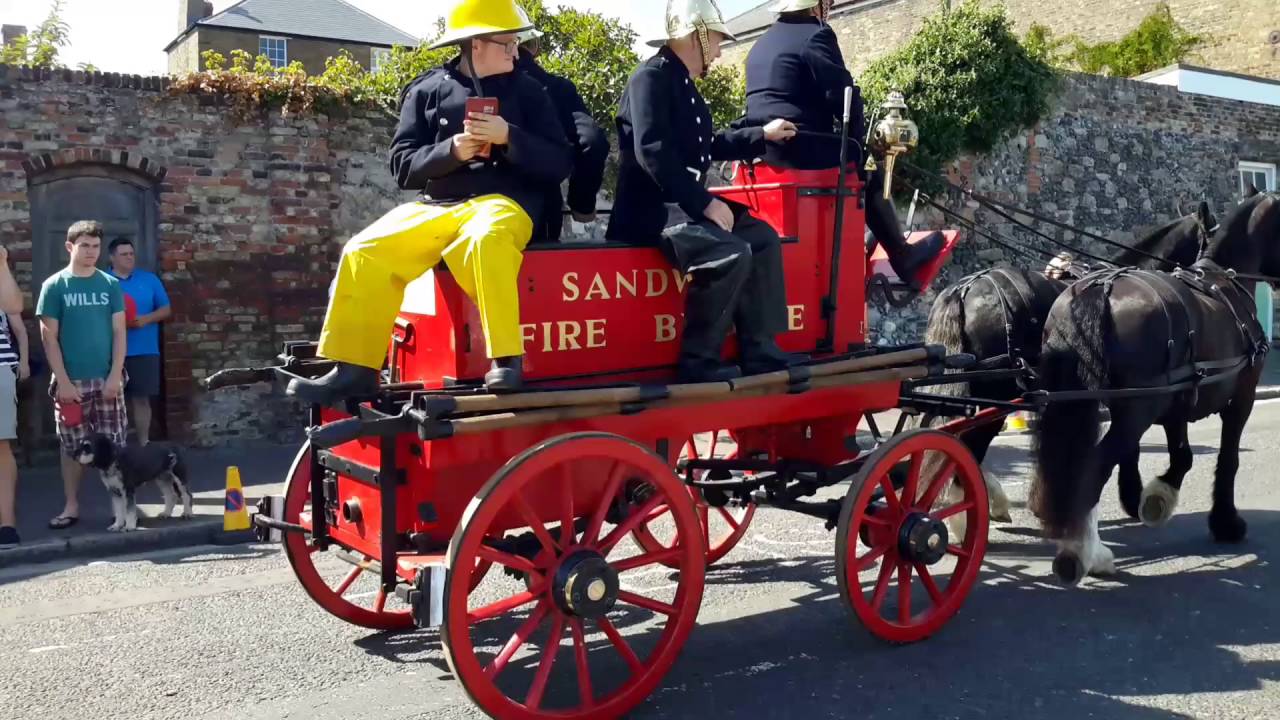 horse drawn fire engine www.kenthorseandcarriages.co.uk - YouTube