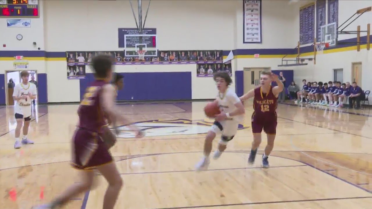 Malachi Persinger starts season hot - YouTube