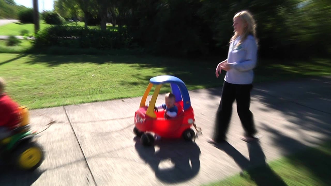 Jr Redneck Tractor Pull - YouTube
