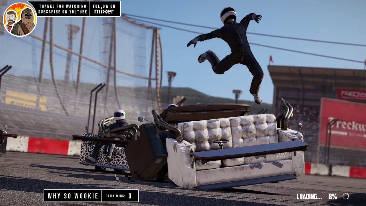 WRECKFEST CRAZY SOFA RACE - YouTube