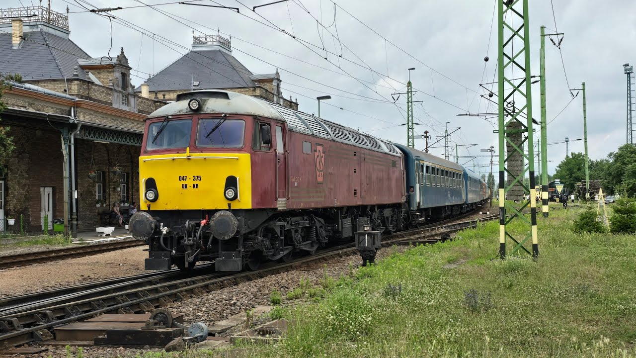 Class 47 47375 0935 Debrecen - Szob departs Kismaros 09/06/24 - YouTube