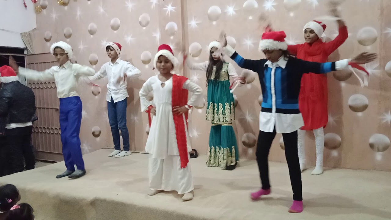 jungle balls jungle balls Children parform - YouTube